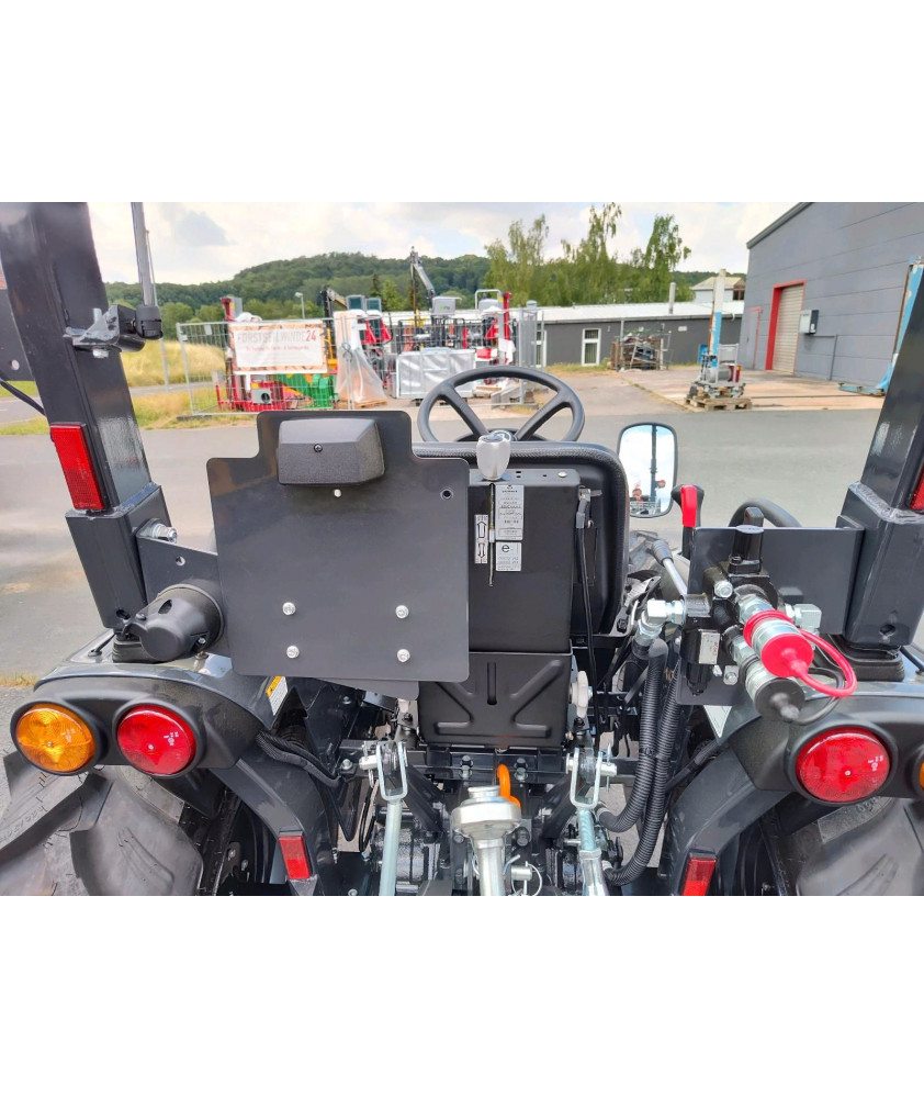 Traktor Schlepper Bulldog Branson 2500L 25PS